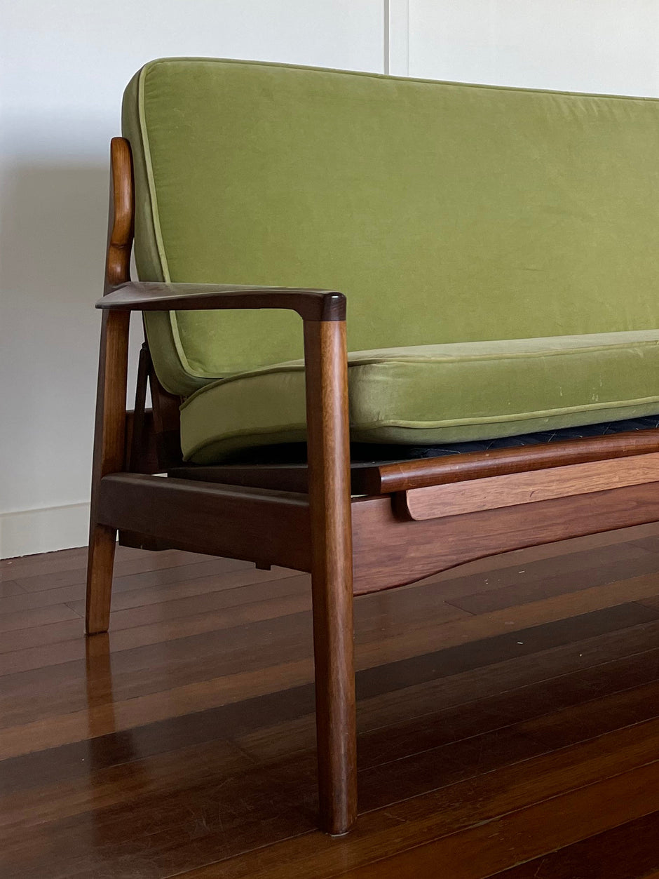 Seating – Curated Spaces